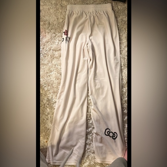 Forever 21 | Pants & Jumpsuits | Hello Kitty Felt Pants | Poshmark